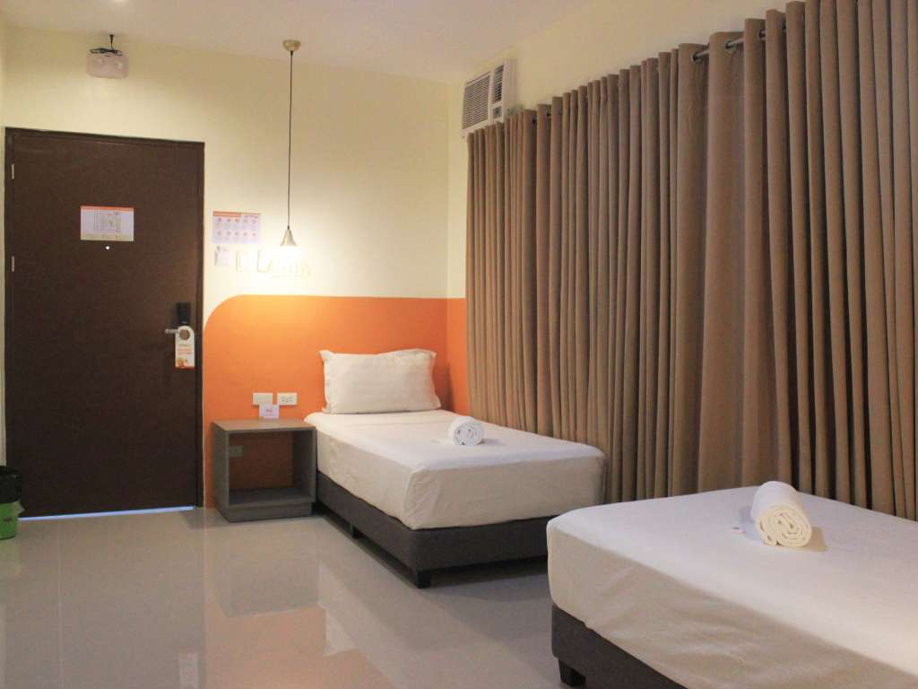 Rooms – Travelbee Capitol Inn